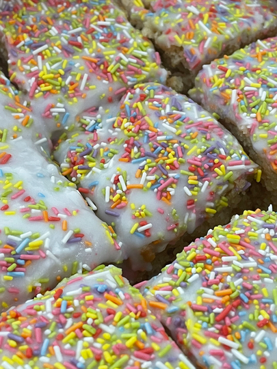 Buy Sprinkle Cake, Old School Sponge Cake Online