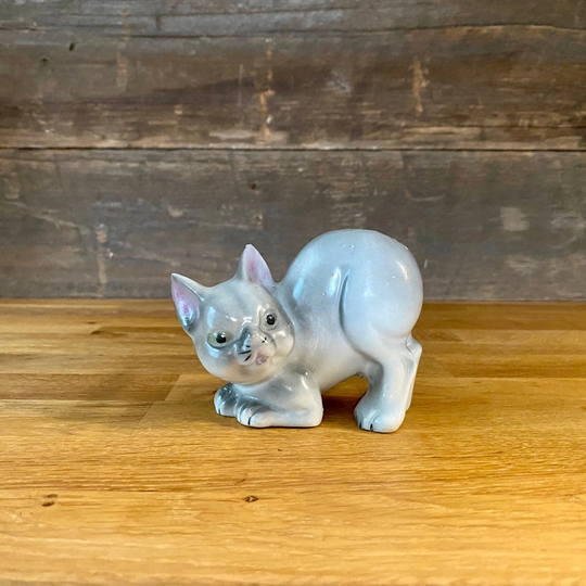 Buy Vintage Ceramic Arched Back Cat Tail Planter Online