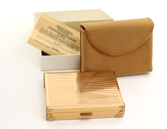 Buy Agme Carene Musical Swiss Compact Powder in Original Box With ...
