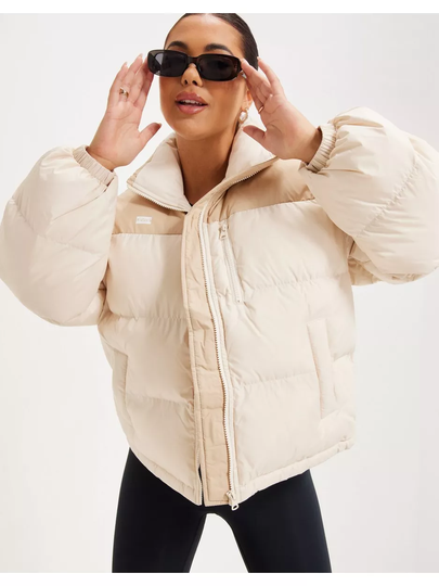 Osta Levi's Noe Short Puffer Neutral Netistä