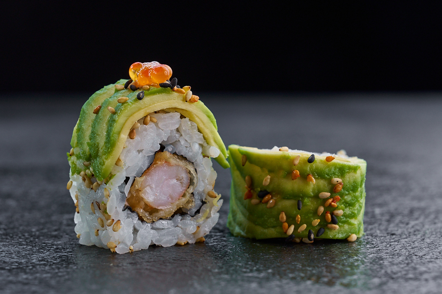 Signature maki