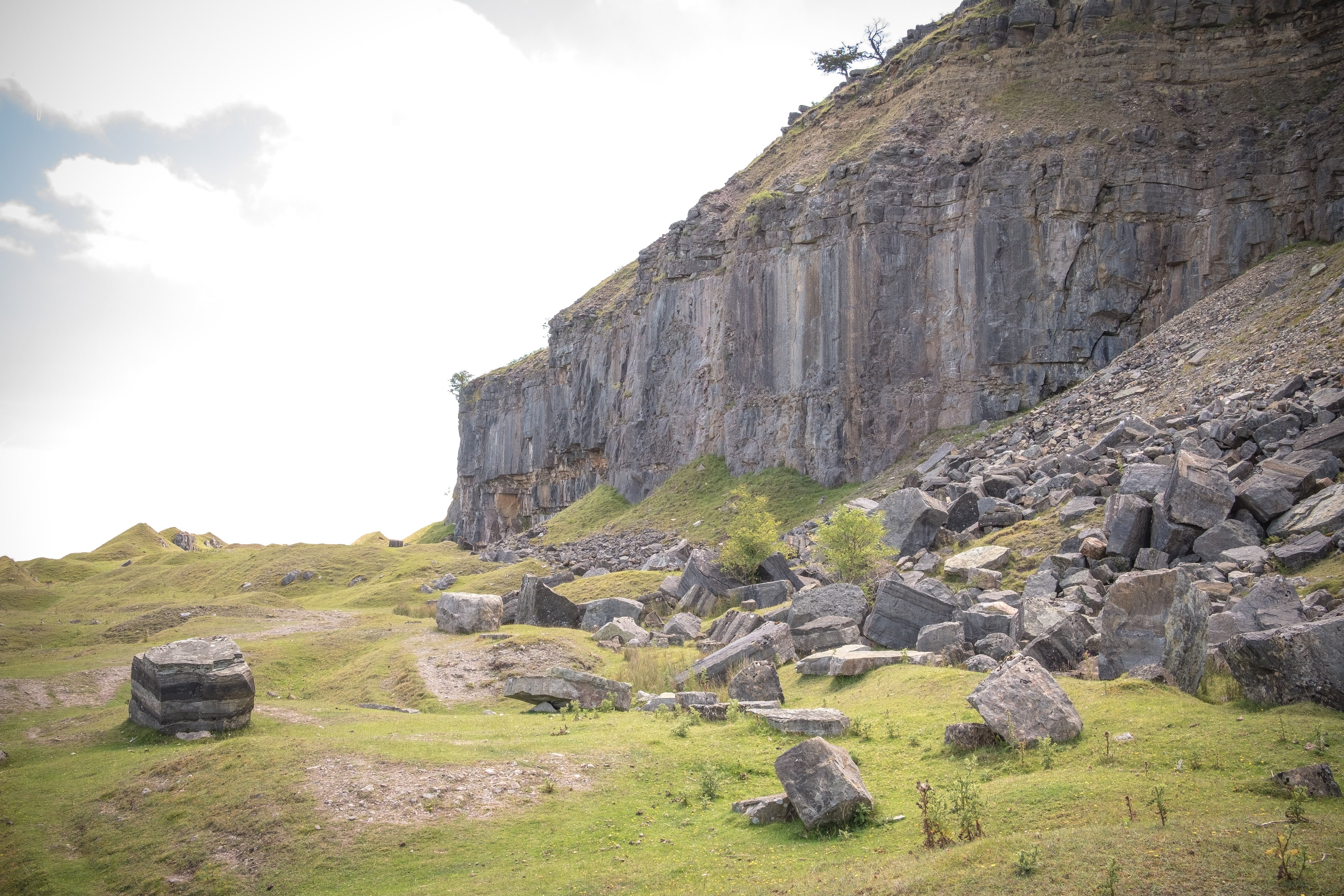Llangatwg Escarpment | Walks and Pictures